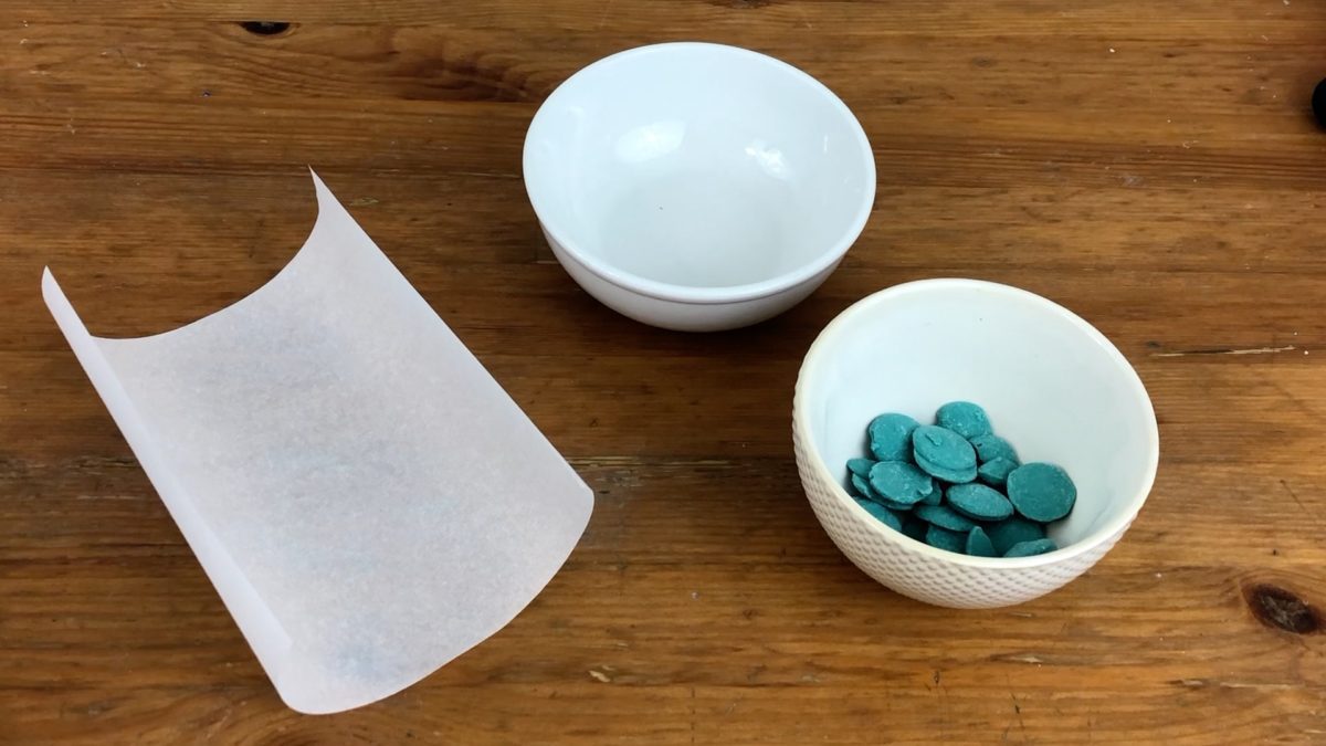 How To Make Chocolate Sails 5 Different Ways – British Girl Bakes