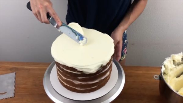 4 Secrets for Perfect Stripes on Cakes – British Girl Bakes