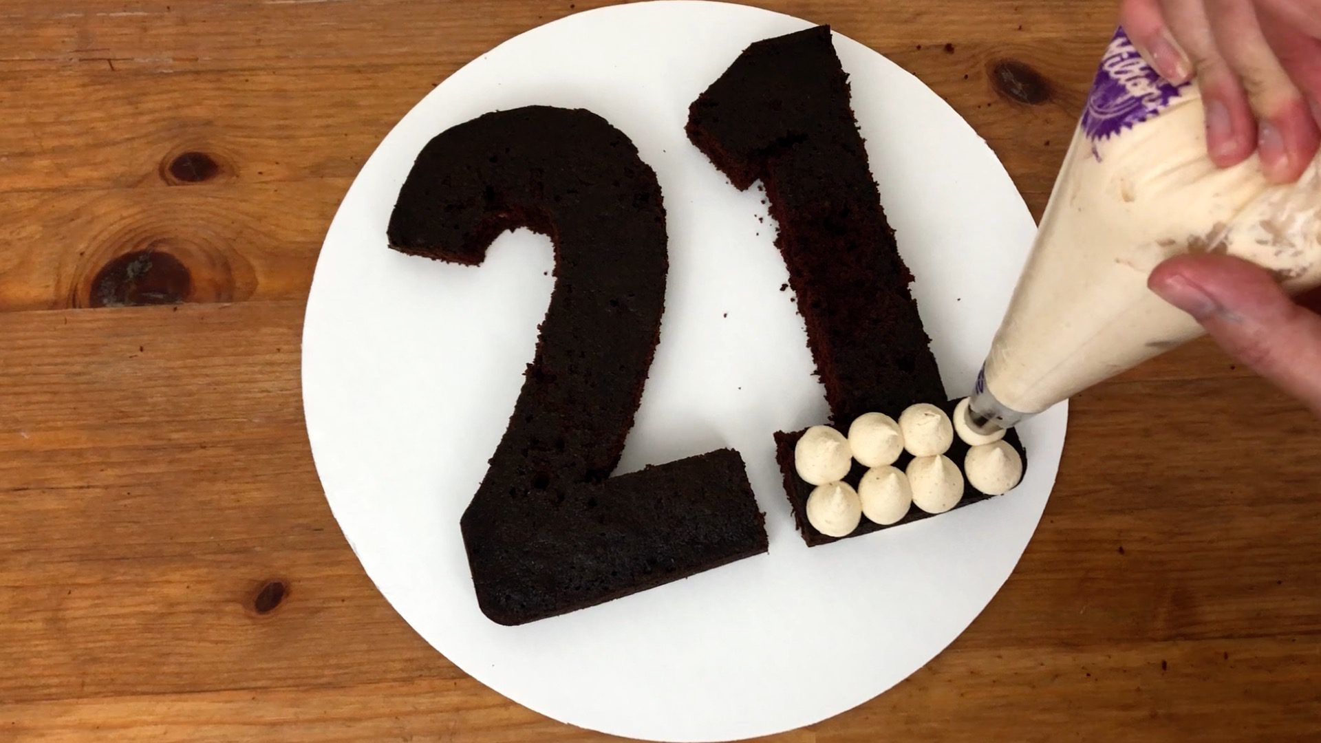 How To Make A Number Cake – British Girl Bakes