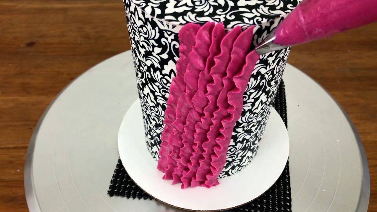 Ultimate Guide To Icing Sheets – British Girl Bakes