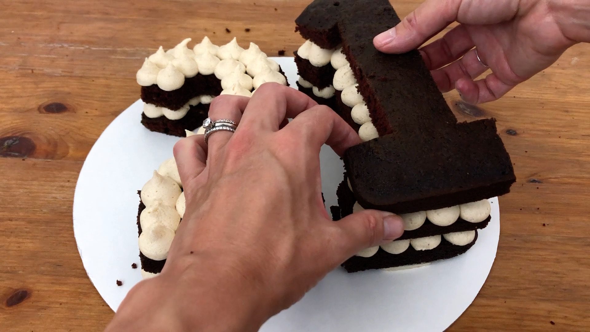 How To Make A Number Cake – British Girl Bakes