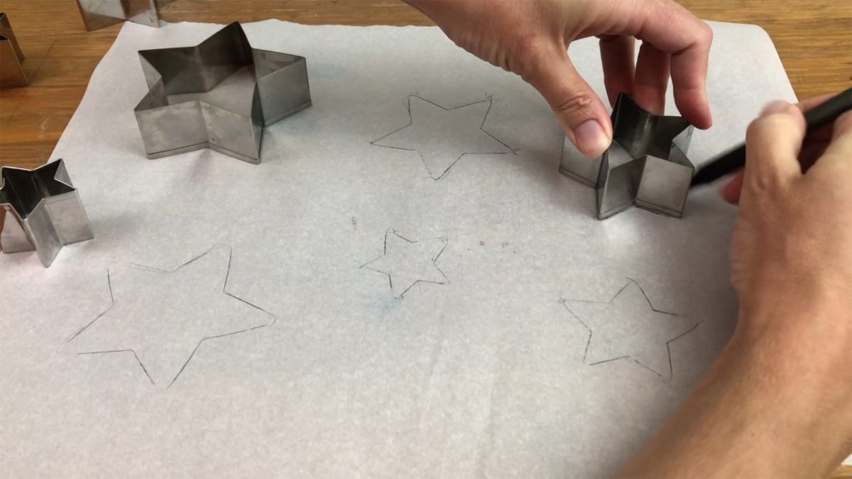 6 Ideas for Cake Decorating with Cookie Cutters – British Girl Bakes