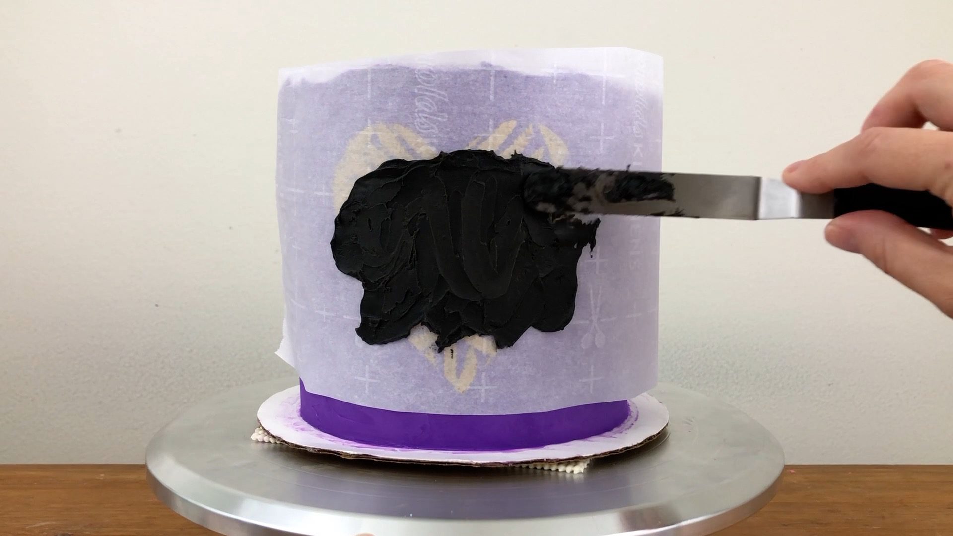 20 Ways to Decorate Gold Cakes – British Girl Bakes