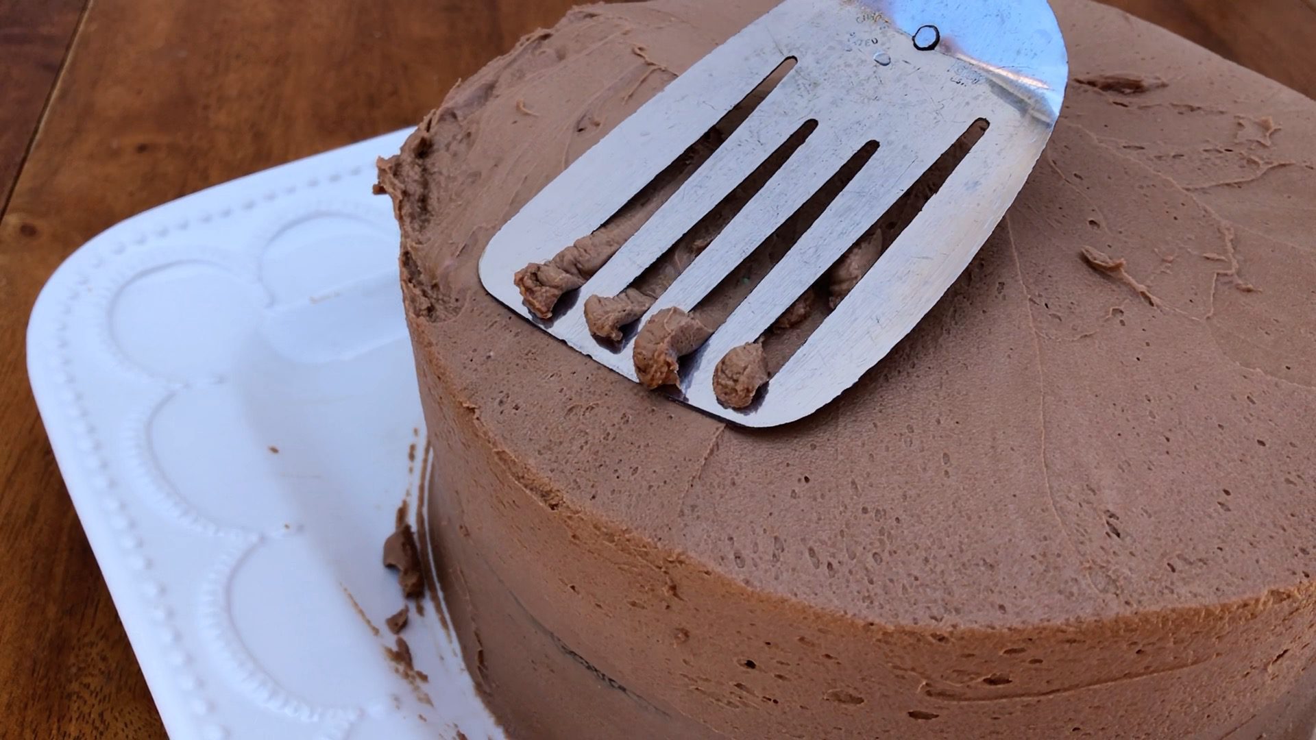 10 Cake Decorating Trends to Try in 2021 – British Girl Bakes