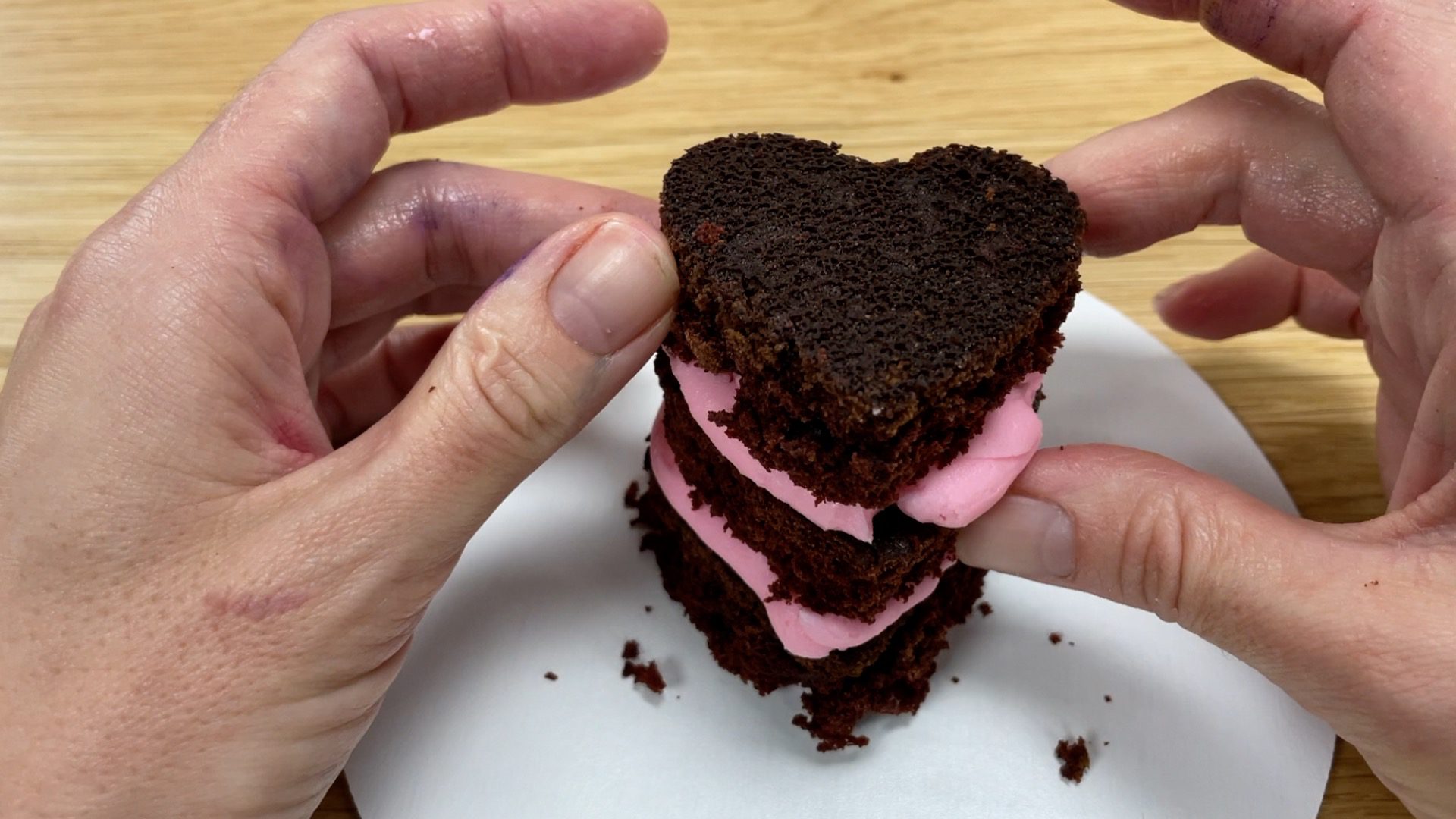 3 Mini Heart Cakes ANYONE Can Make – British Girl Bakes