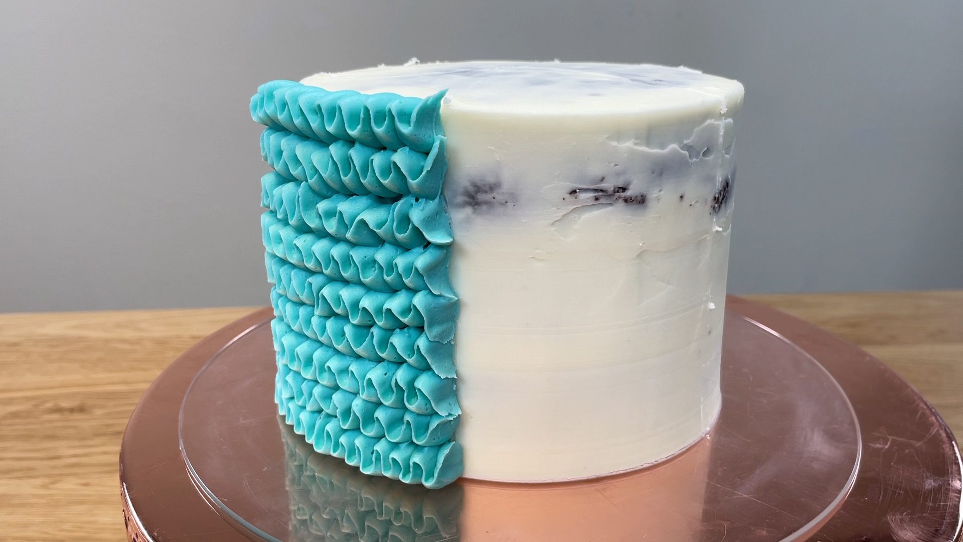 6 Easy Piping Techniques for Frosting Cakes with NO Turntable – British ...