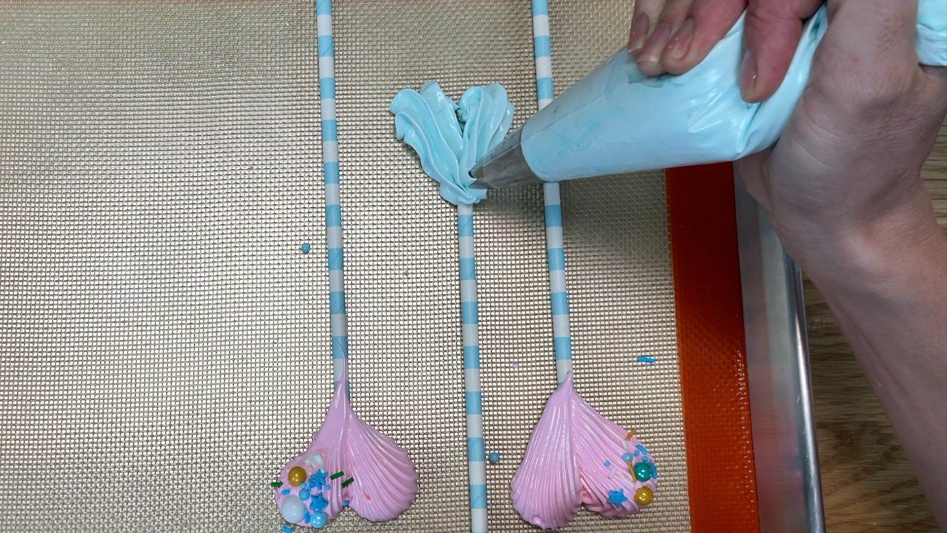 How To Make Meringue Pops – British Girl Bakes