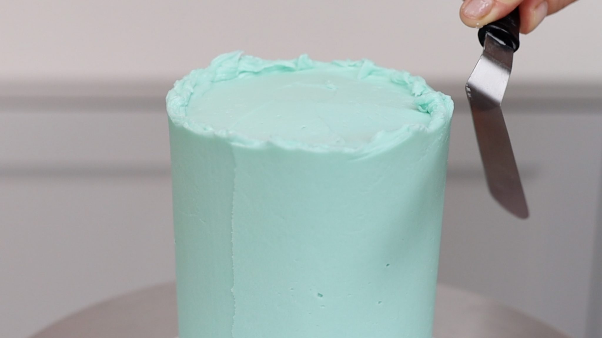 15 Frosting Mistakes You're Making (and How to Fix Them!) - British ...