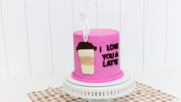 4 Ways to Write on Cakes - British Girl Bakes