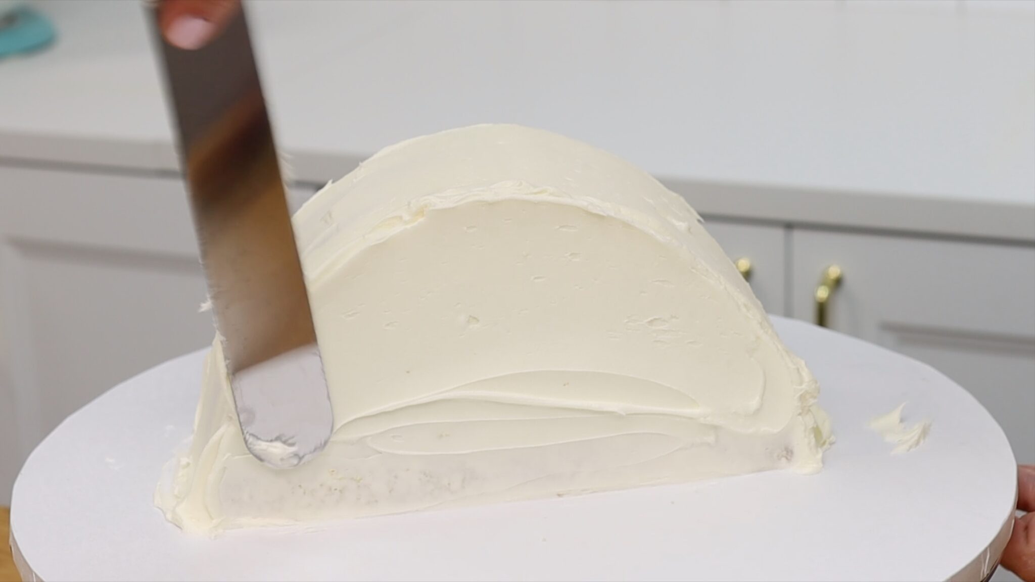 How to Make a Rainbow Cake - British Girl Bakes