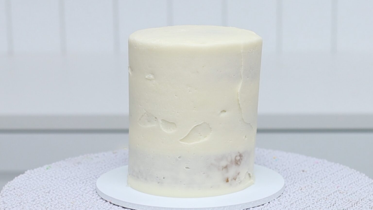 How to Fix a Leaning Cake - British Girl Bakes