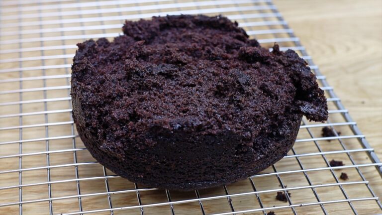 How to Fix Broken Cake Layers - British Girl Bakes