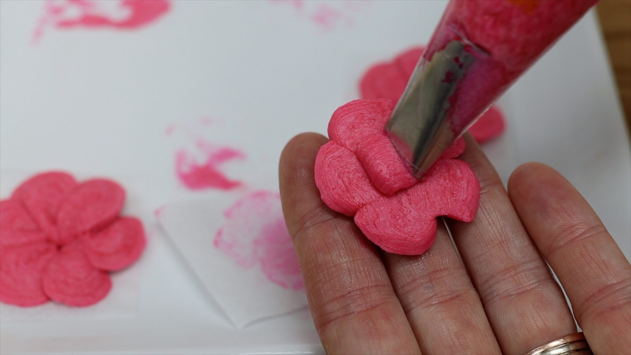 6 Parchment Paper Hacks for Cake Decorating - British Girl Bakes