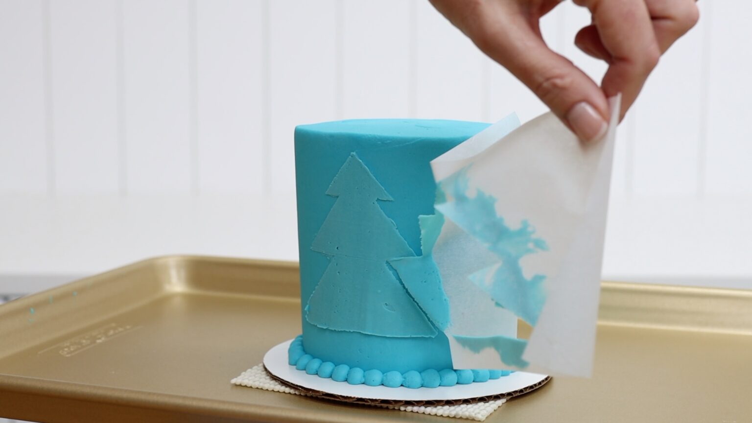 6 Parchment Paper Hacks for Cake Decorating - British Girl Bakes