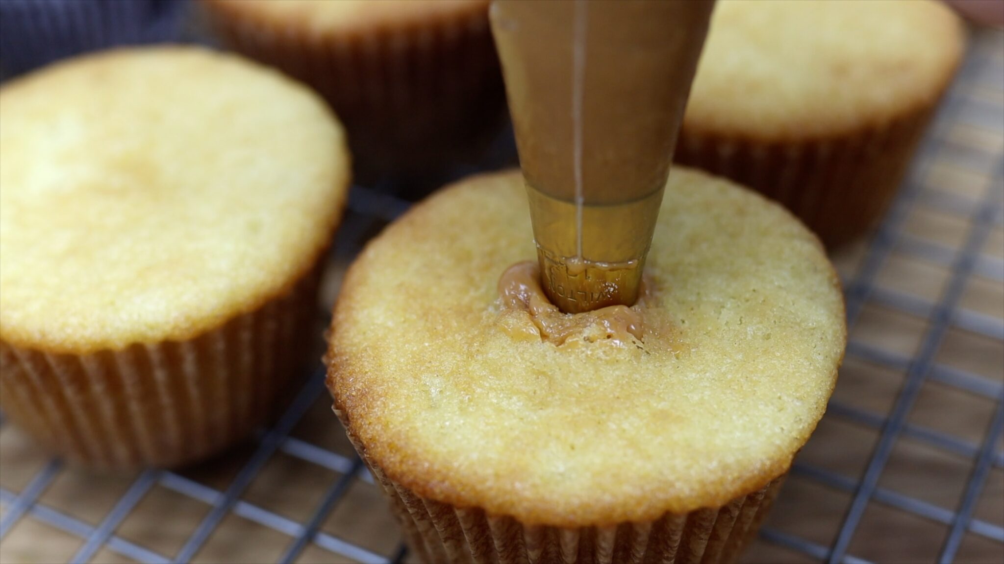 How to Fill Cupcakes with 6 Easy Fillings - British Girl Bakes