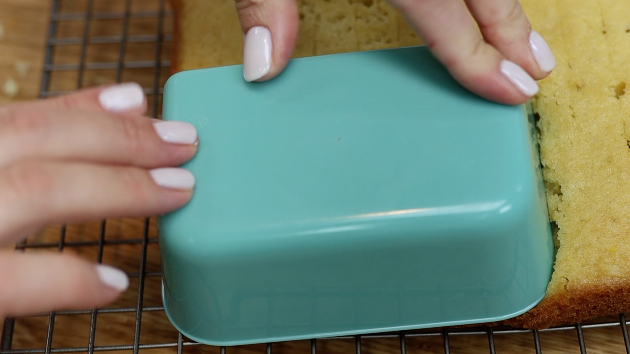 Lunchbox Cakes 4 Ways - British Girl Bakes