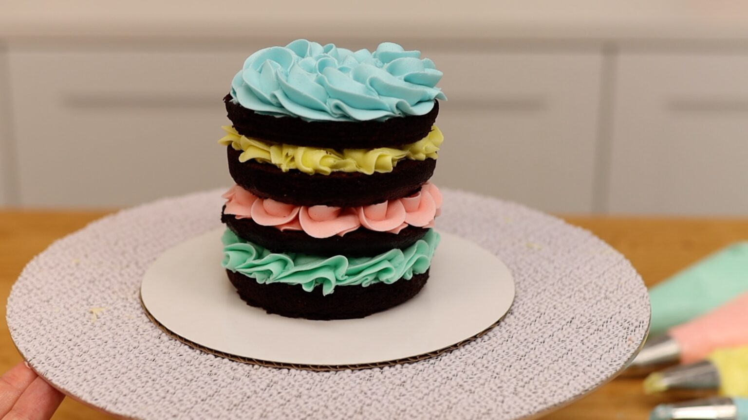 14 Time Saving Cake Hacks - British Girl Bakes