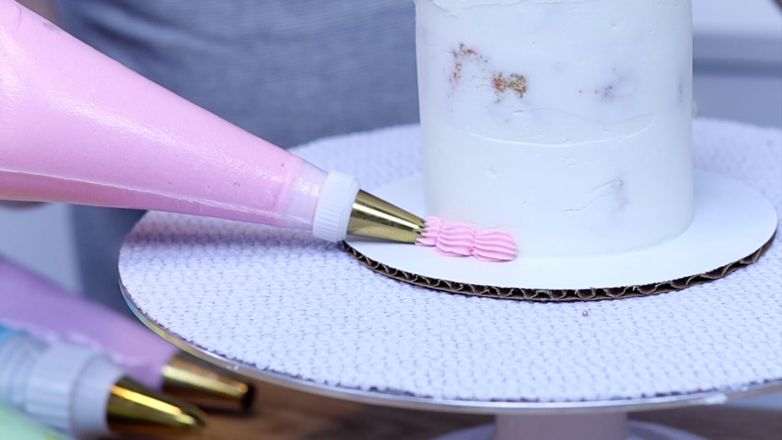 14 Time Saving Cake Hacks - British Girl Bakes