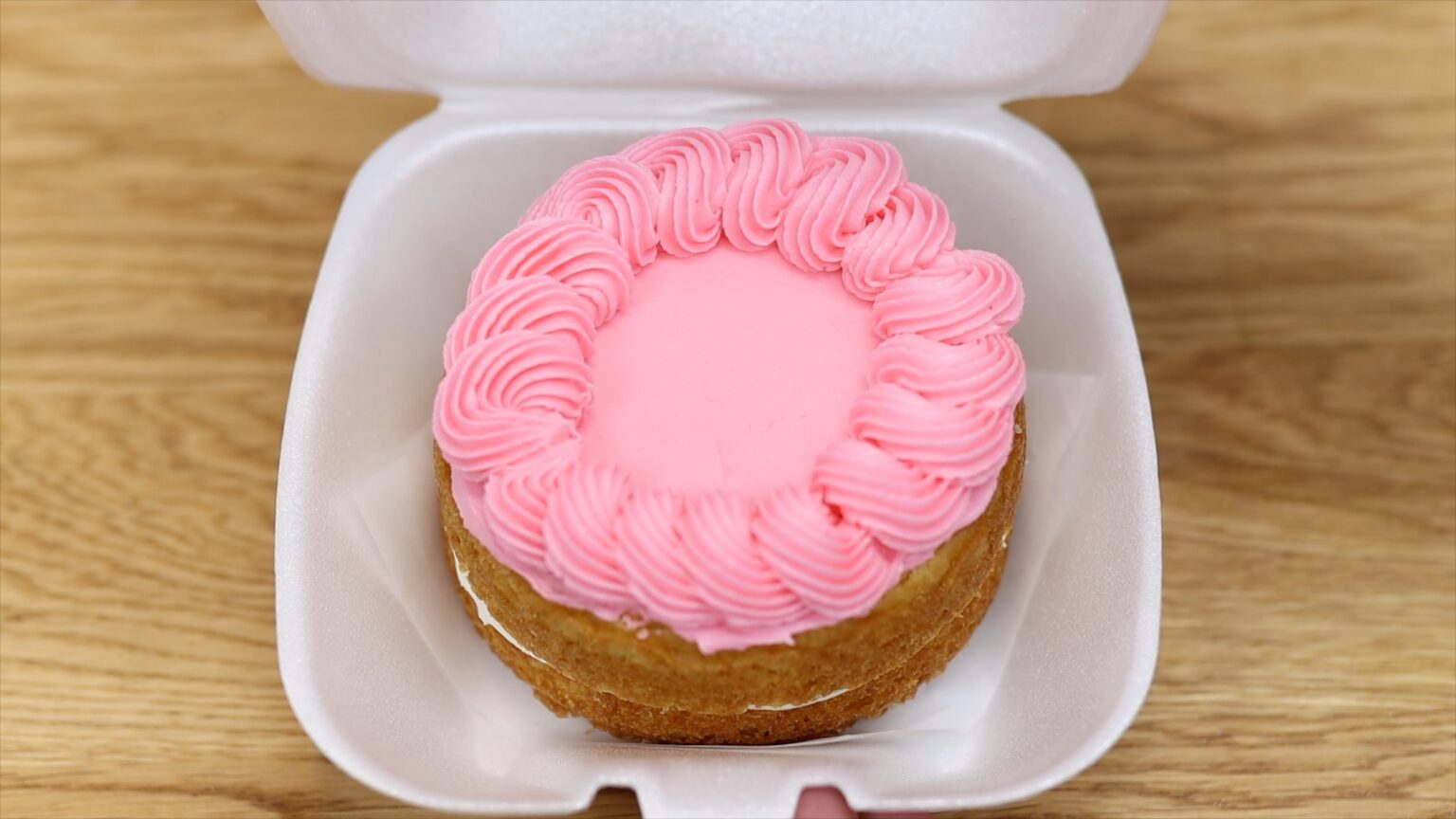 Lunchbox Cakes 4 Ways - British Girl Bakes