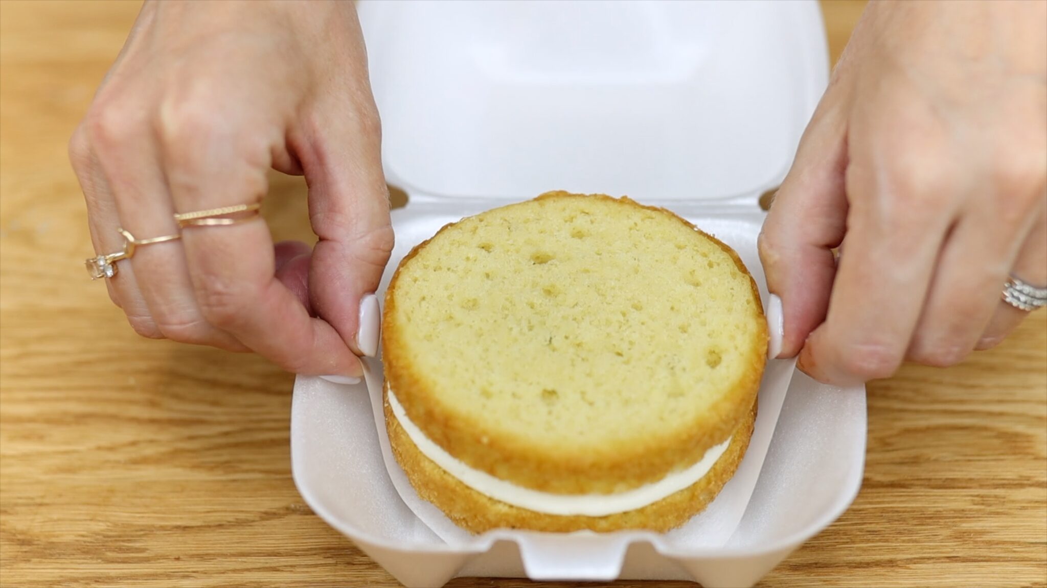 Lunchbox Cakes 4 Ways - British Girl Bakes