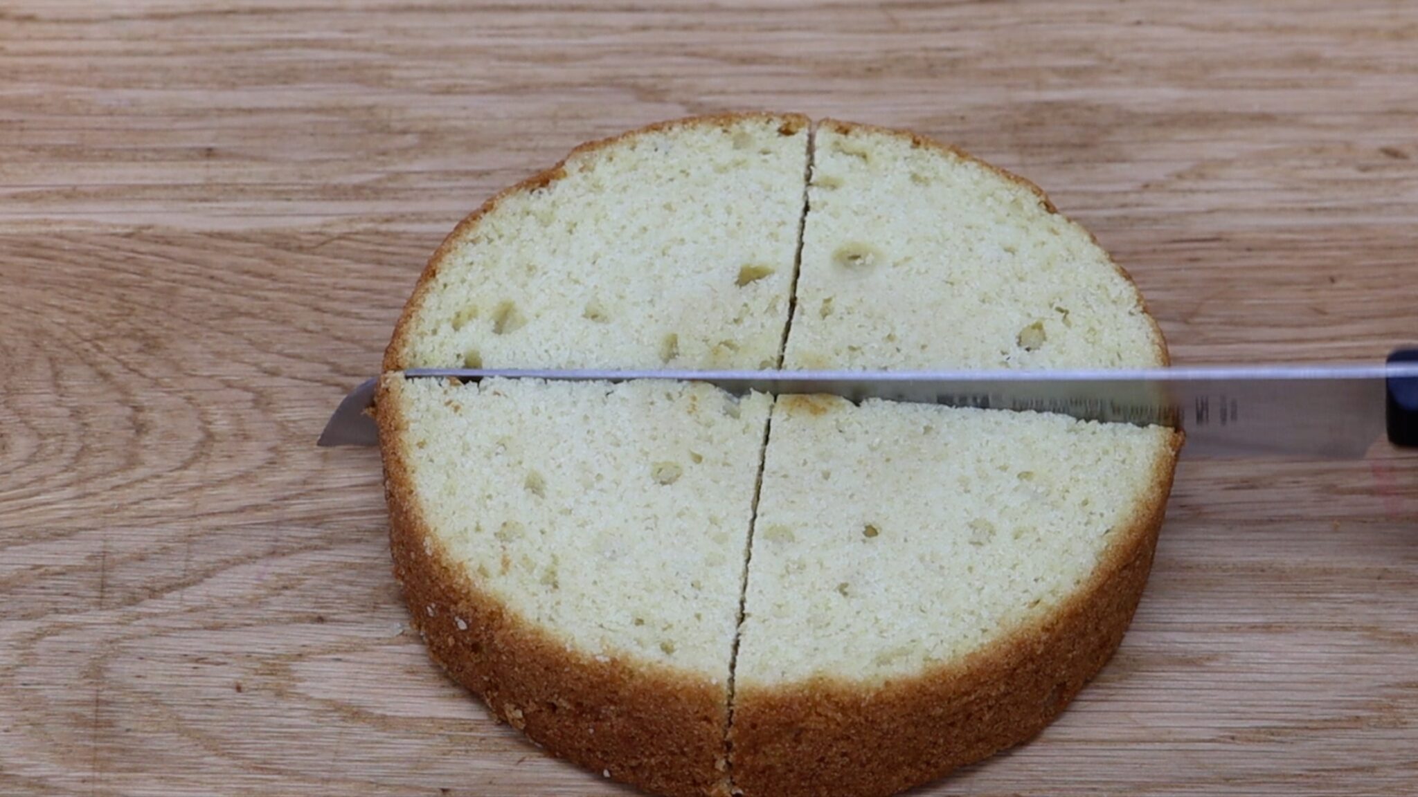 How to Make a Comic Cartoon Cake with Buttercream - British Girl Bakes