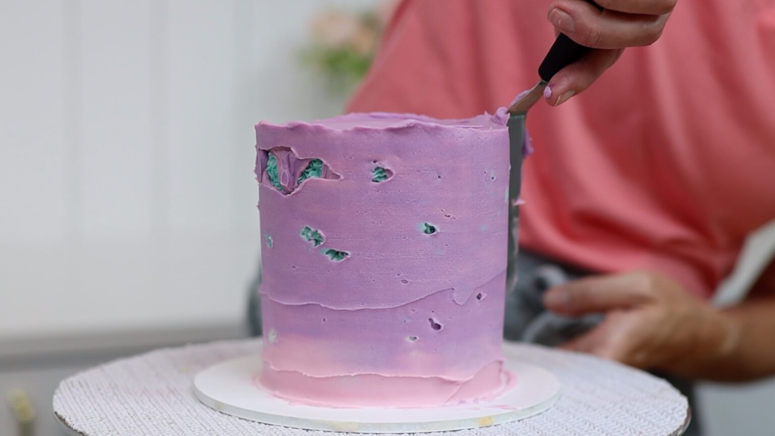 Flat Patterns on Cake with Facelift Frosting - British Girl Bakes