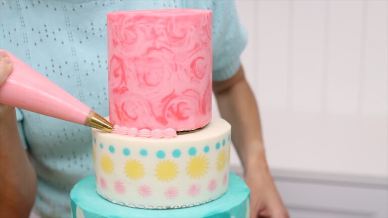 How to make a tiered cake - British Girl Bakes