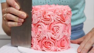 Facelift Frosting - British Girl Bakes