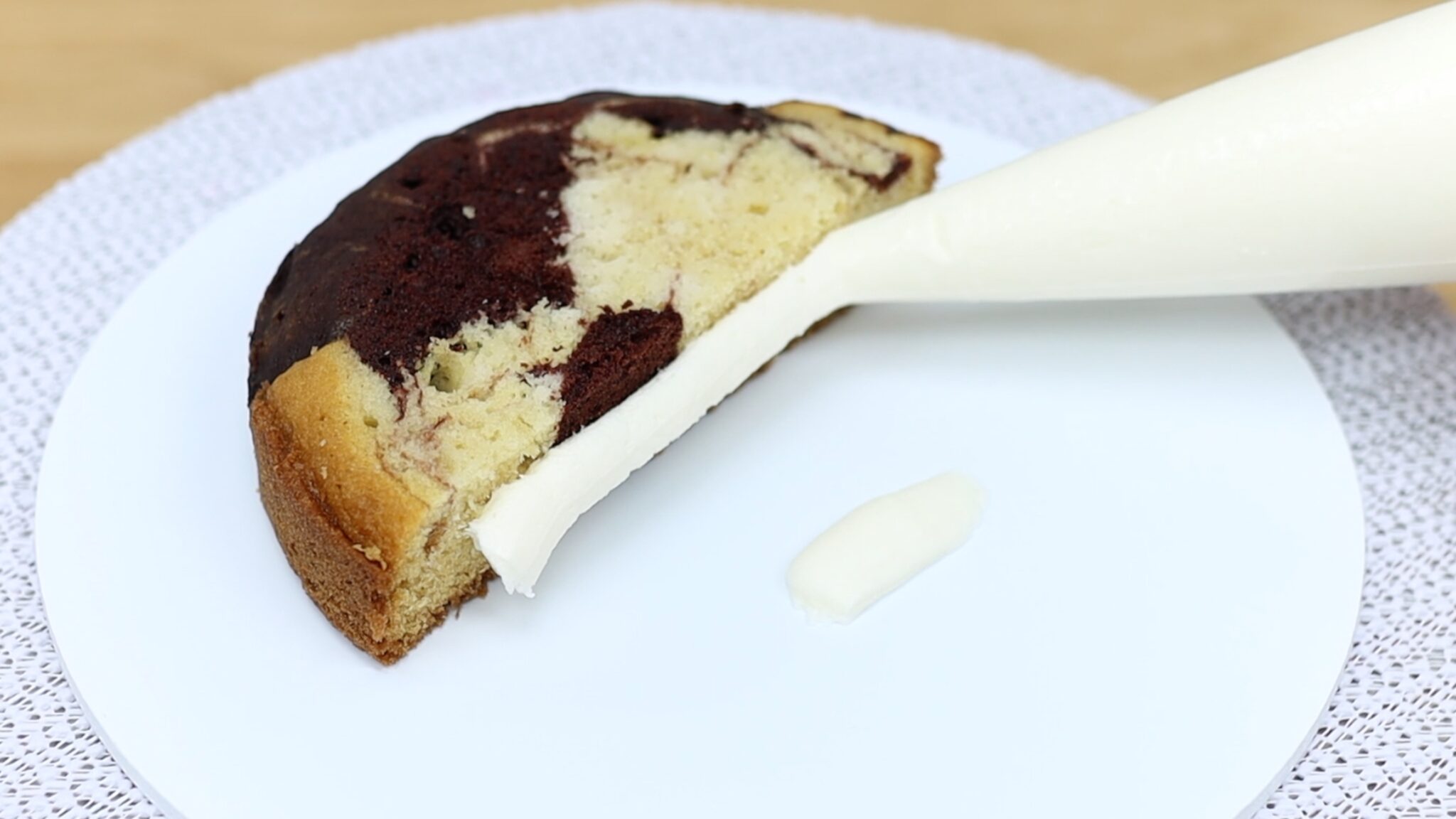 5 Ugly Cakes That Become Beautiful! - British Girl Bakes