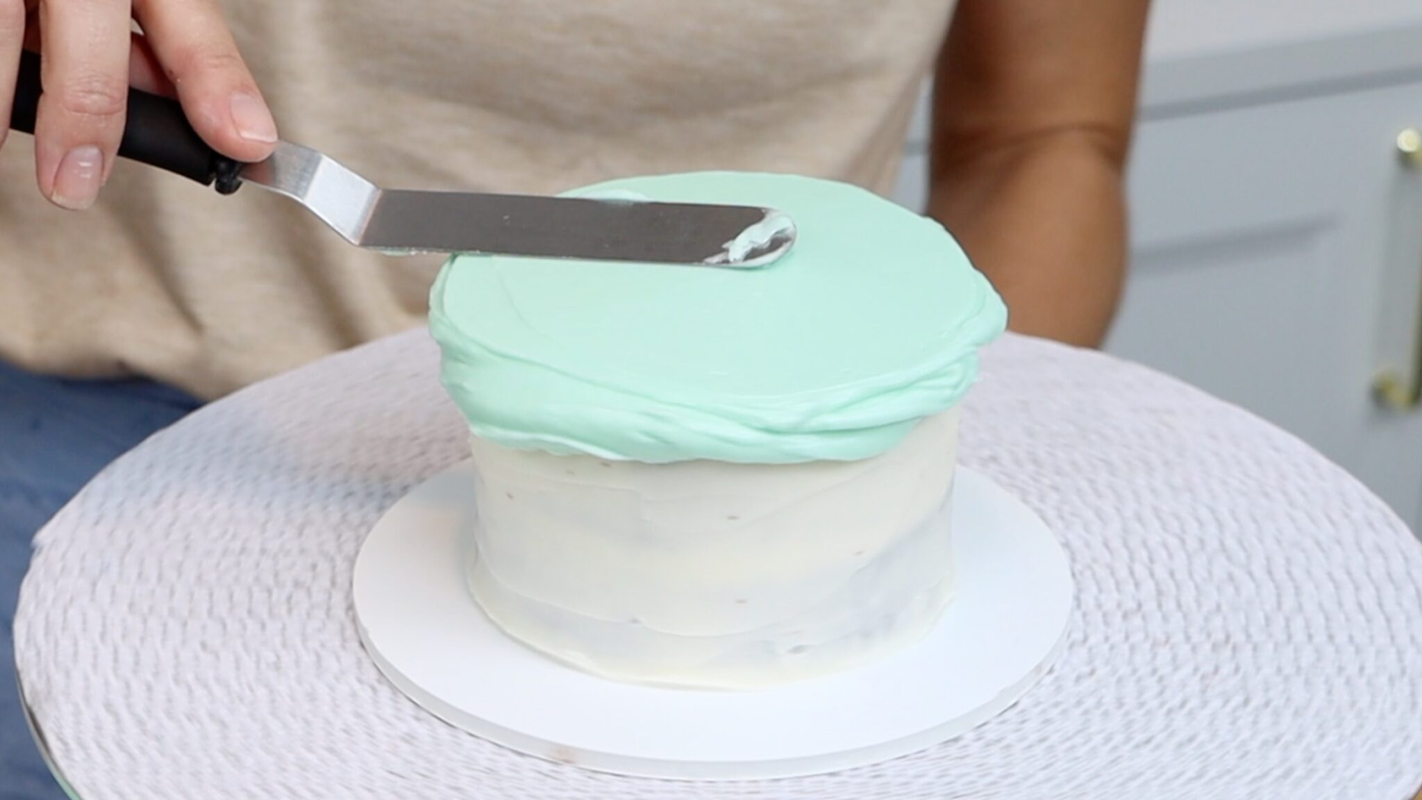 How to Make Smash Cakes - British Girl Bakes