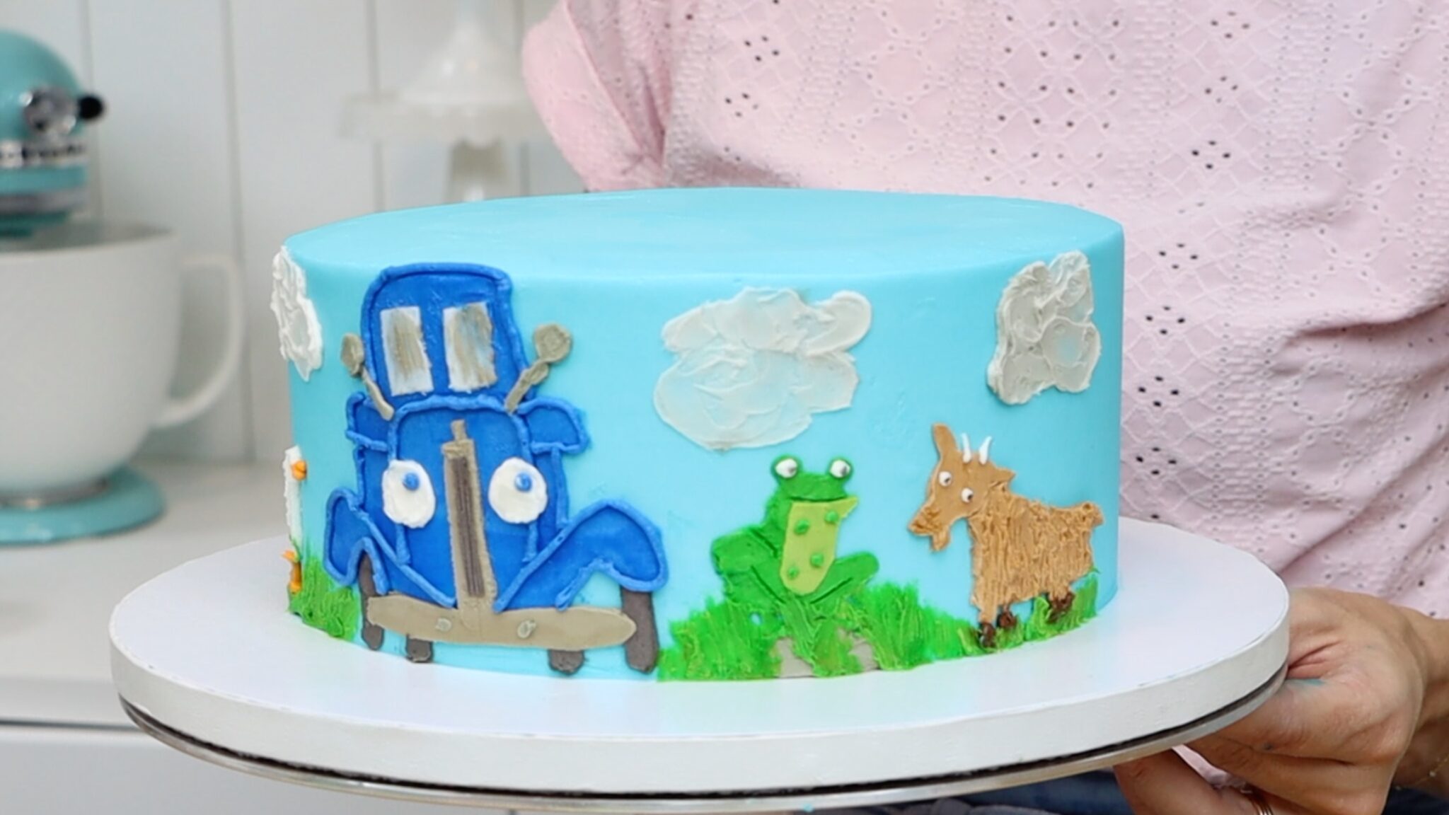 10 Ways to Improve your Cakes in 2024 - British Girl Bakes