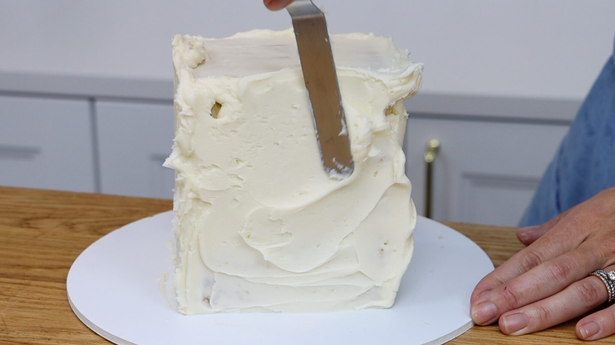 6 Square Cake Hacks - British Girl Bakes