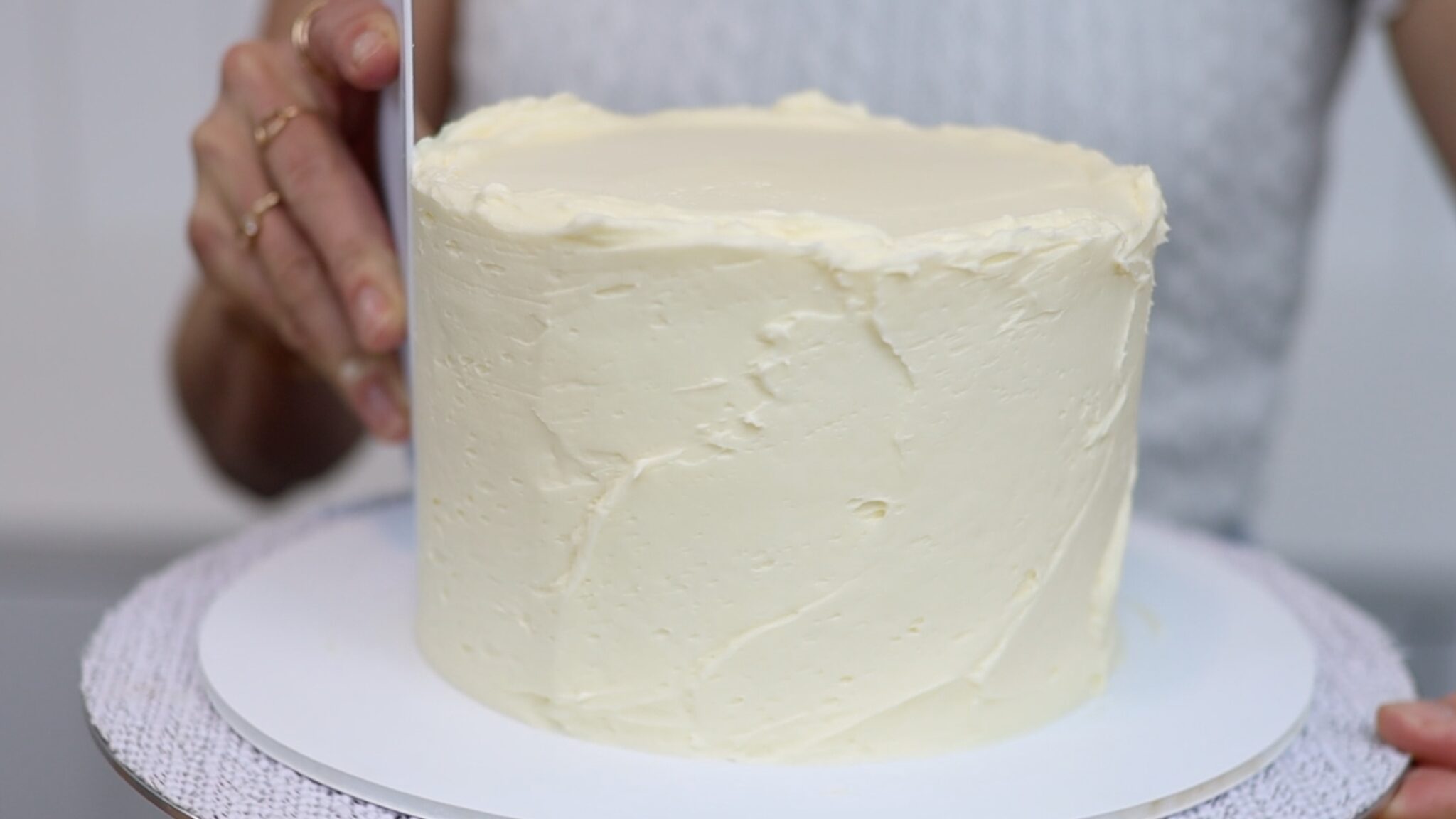 5 Things You MUST KNOW About Buttercream - British Girl Bakes