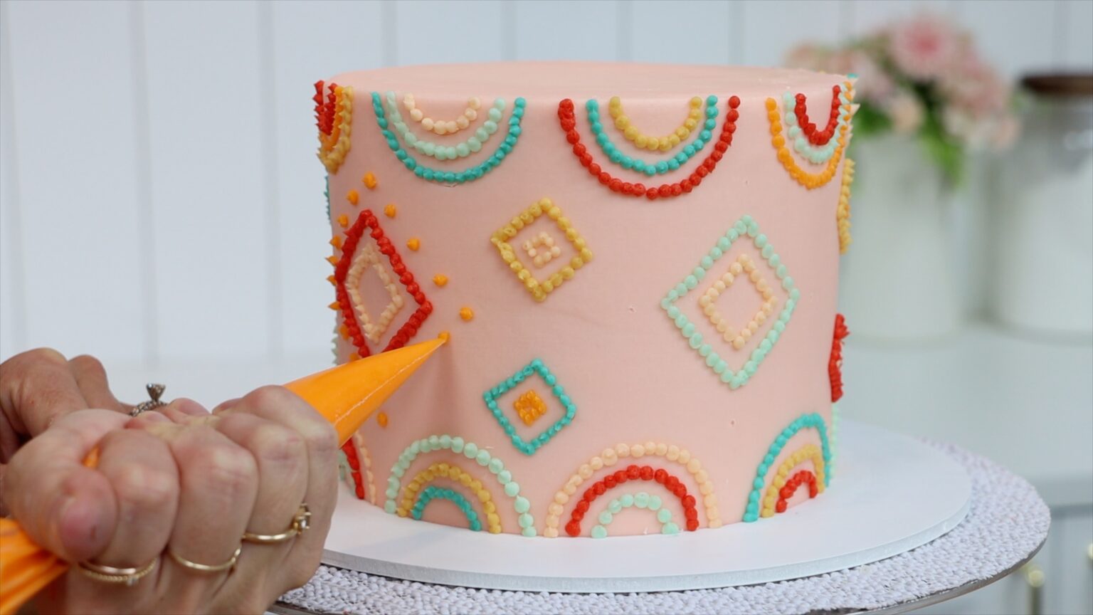 10 Cake Decorating Shortcuts - British Girl Bakes