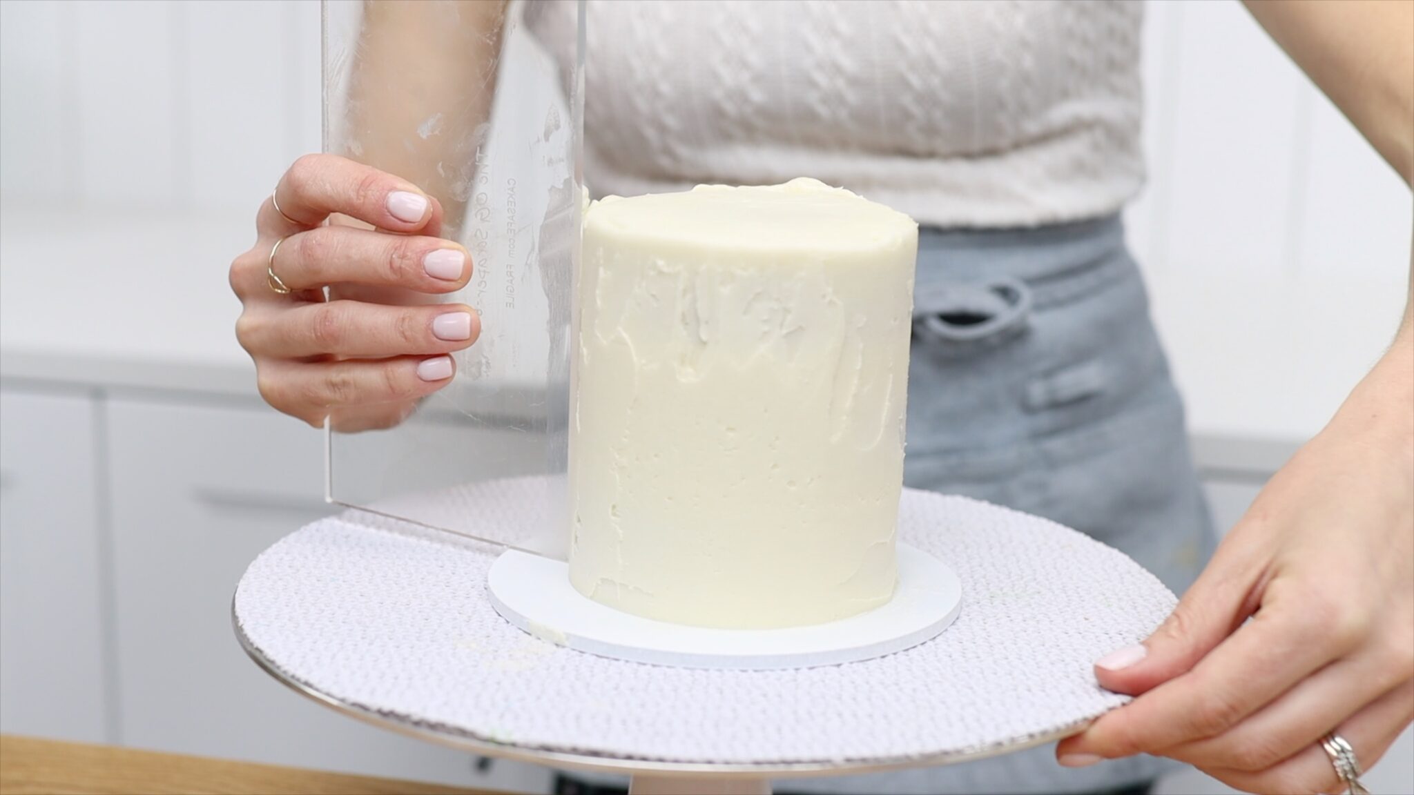 10 Cake Struggles Solved! - British Girl Bakes