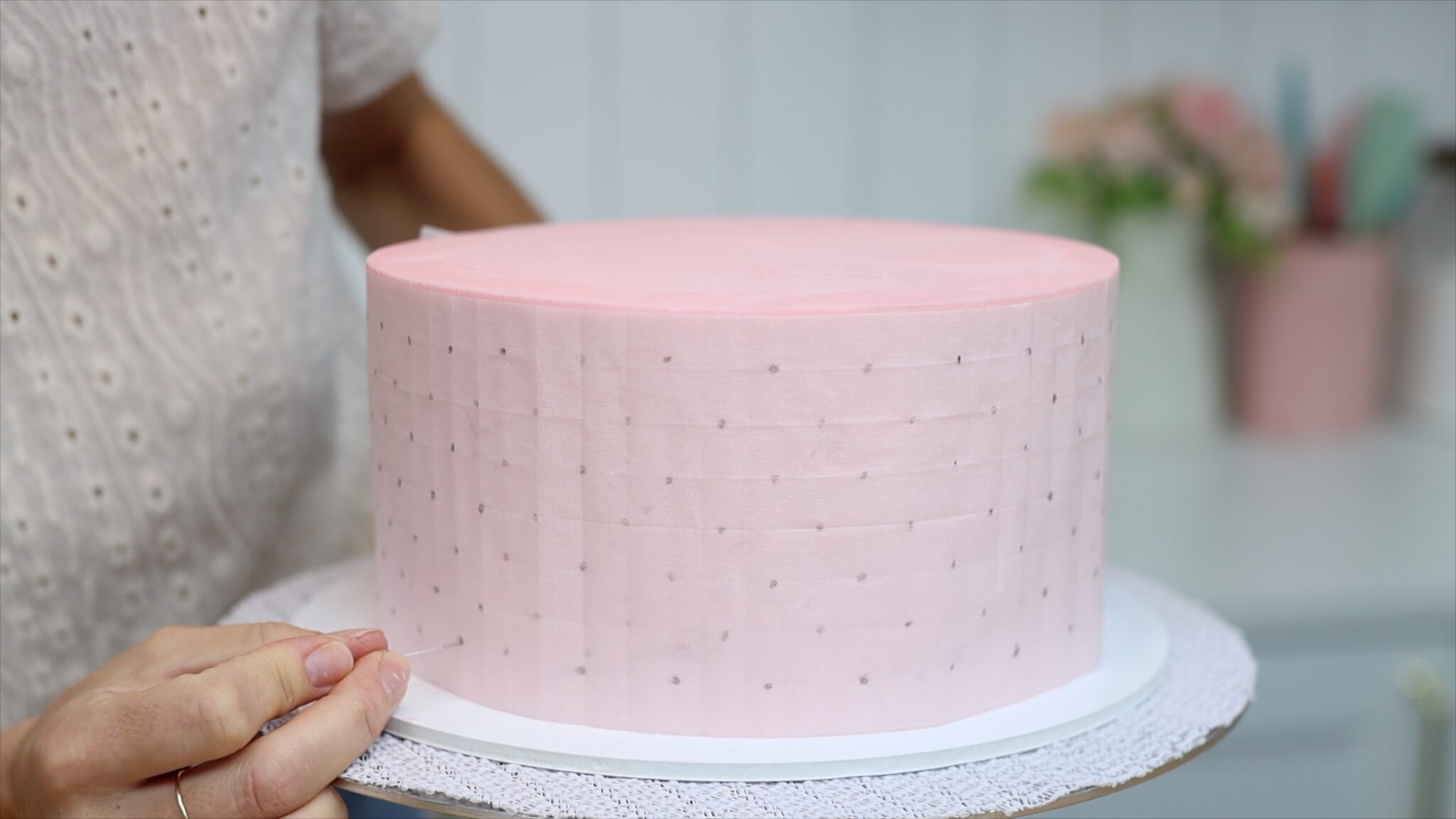 10 Ways to Use Toothpicks for Cake Decorating - British Girl Bakes