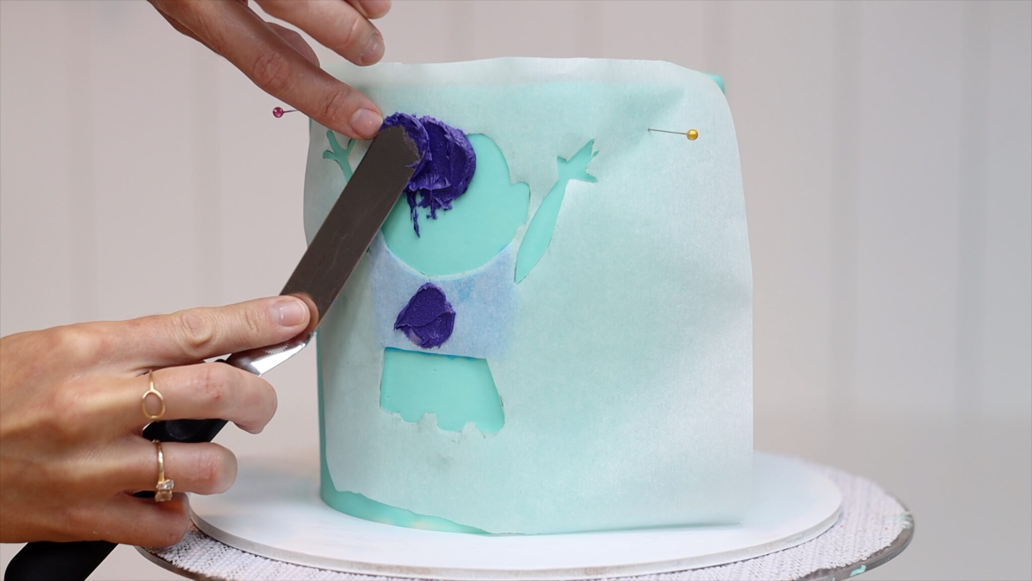 Make Character Cakes with Layered Stencils - British Girl Bakes