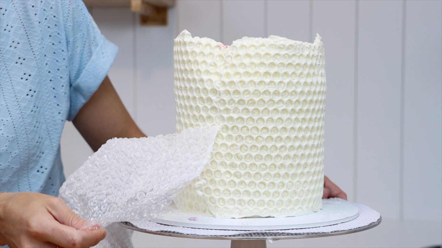 Rainbow Bubble Wrap Cake Tutorial - British Girl Bakes