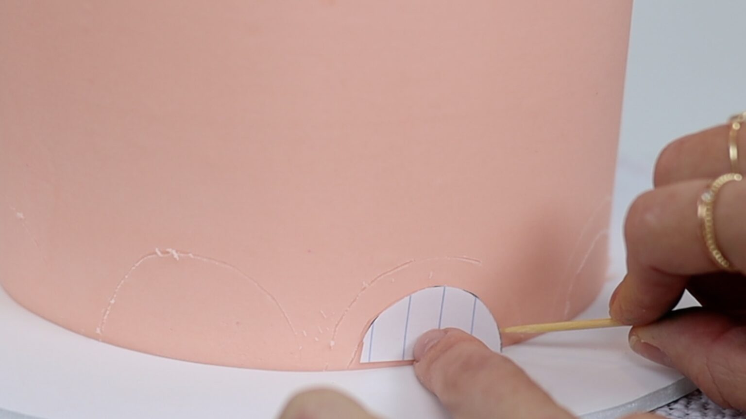 10 Ways to Use Toothpicks for Cake Decorating - British Girl Bakes