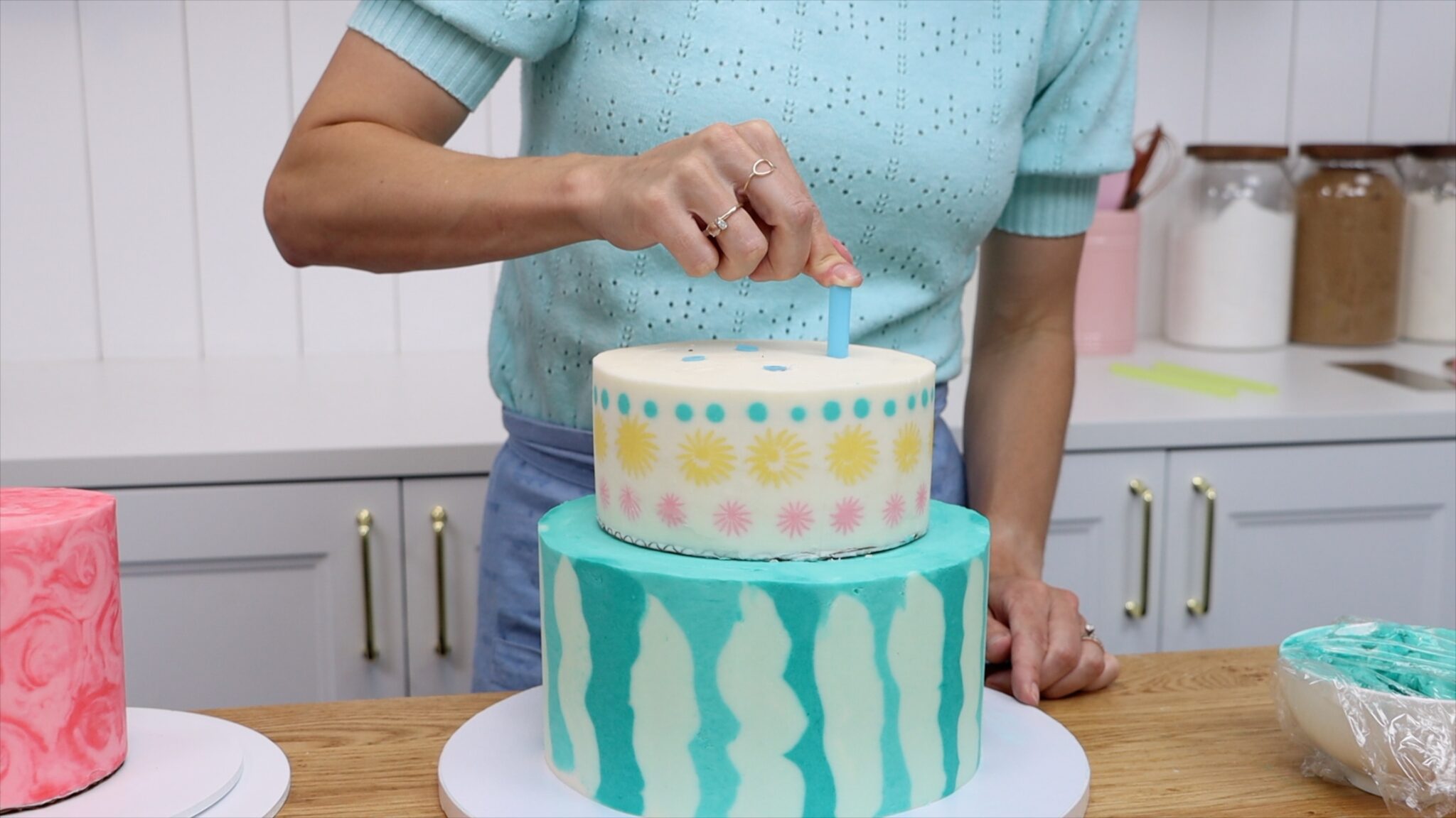 10 Cake Fails and How to Avoid Them - British Girl Bakes