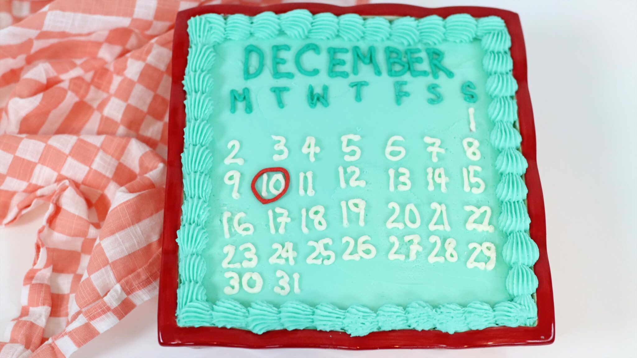10 December Birthday Cake Ideas - British Girl Bakes