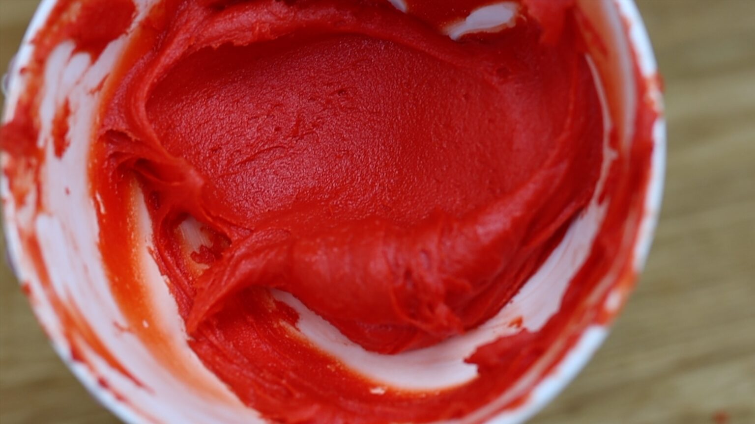 How to Make RED Buttercream - British Girl Bakes