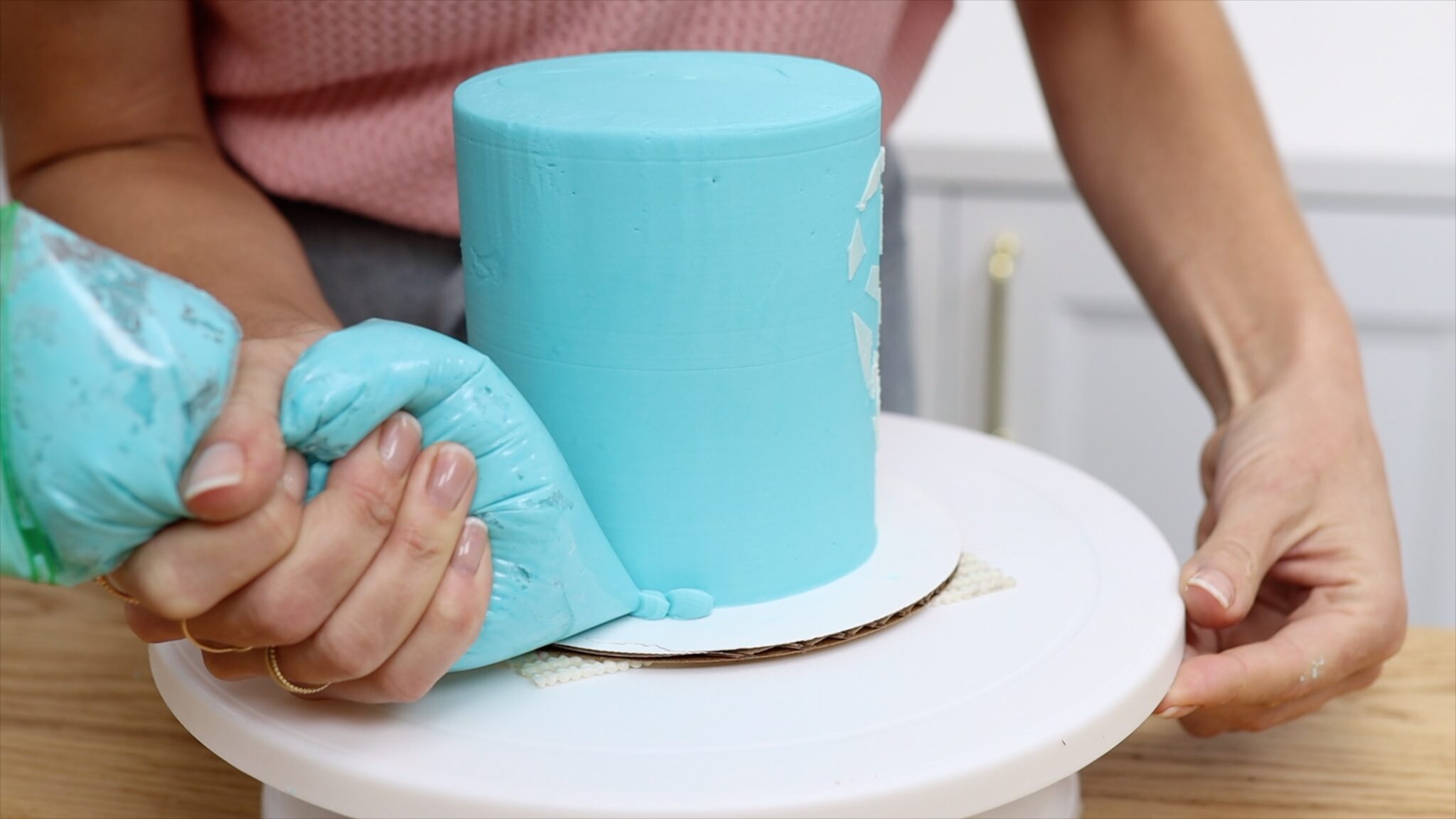 10 Cake Hacks to Save Money - British Girl Bakes